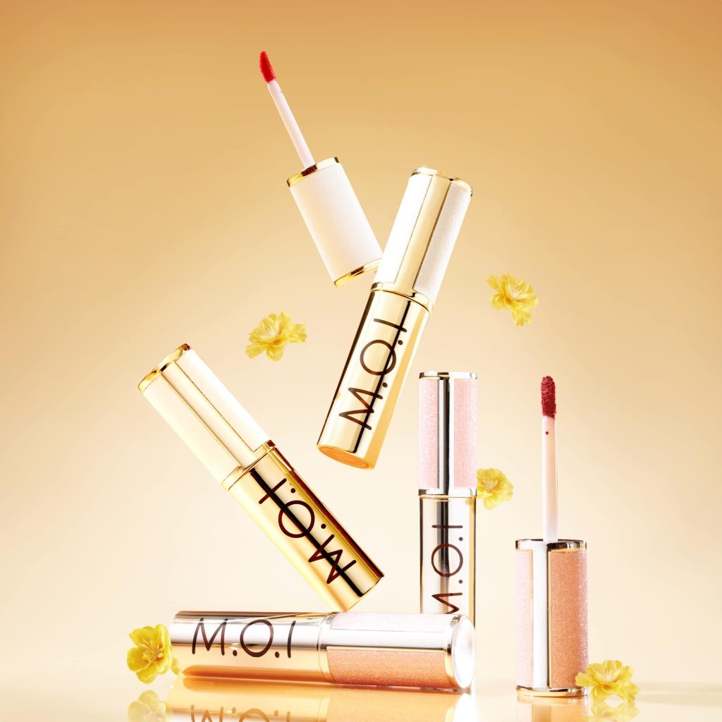 - M.O.I Cosmetics
